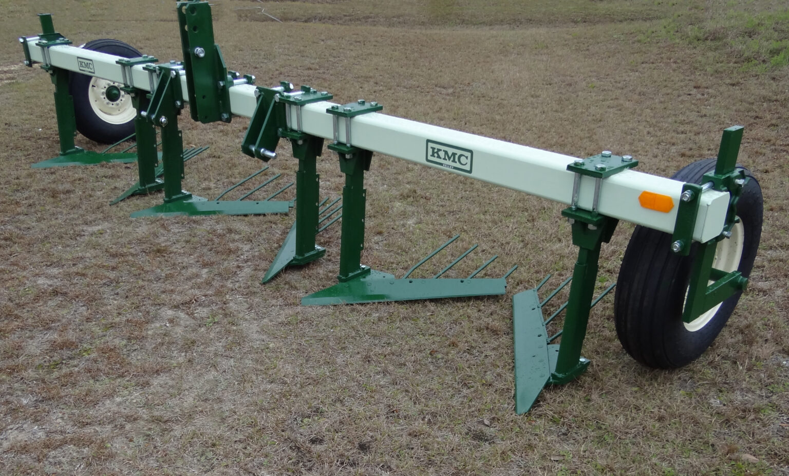 Vine Lifter - Kelley Manufacturing